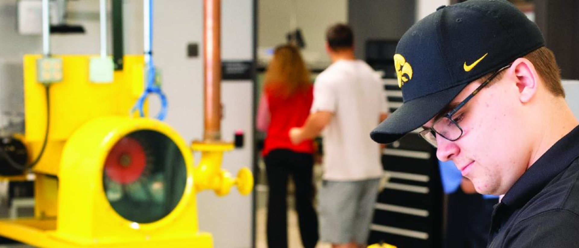 Fluids Fundamentals Laboratory | Engineering Fluids Laboratories ...